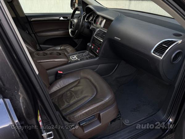 Melns Audi Q7 2006 Tartu, ar dzinēja tilpumu 3.00 L un nobraukumu 380 tūkst. km par 3300 €, foto 9 vietnē AUTOMOTO.COM.LV