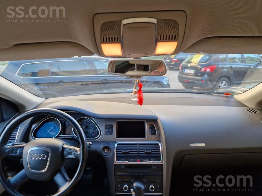 Melns Audi Q7 2006 Liepāja, ar dzinēja tilpumu 3.00 L un nobraukumu 268 tūkst. km par 4750 €, foto 17 vietnē AUTOMOTO.COM.LV