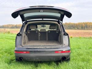 Melns Audi Q7 2006 Valmiera, ar dzinēja tilpumu 3.00 L un nobraukumu 361 tūkst. km par 6000 €, foto 9 vietnē AUTOMOTO.COM.LV