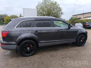 Melns Audi Q7 2006 Rīga, ar dzinēja tilpumu 3.00 L un nobraukumu 340 tūkst. km par 5800 €, foto 5 vietnē AUTOMOTO.COM.LV