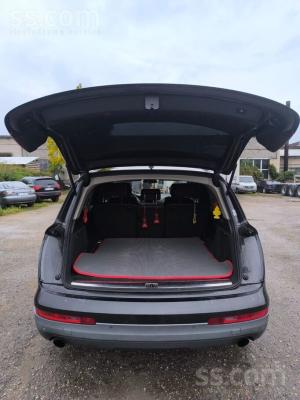 Melns Audi Q7 2006 Rīga, ar dzinēja tilpumu 3.00 L un nobraukumu 340 tūkst. km par 5800 €, foto 6 vietnē AUTOMOTO.COM.LV