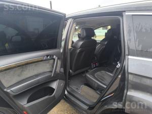 Melns Audi Q7 2006 Rīga, ar dzinēja tilpumu 3.00 L un nobraukumu 340 tūkst. km par 5800 €, foto 10 vietnē AUTOMOTO.COM.LV