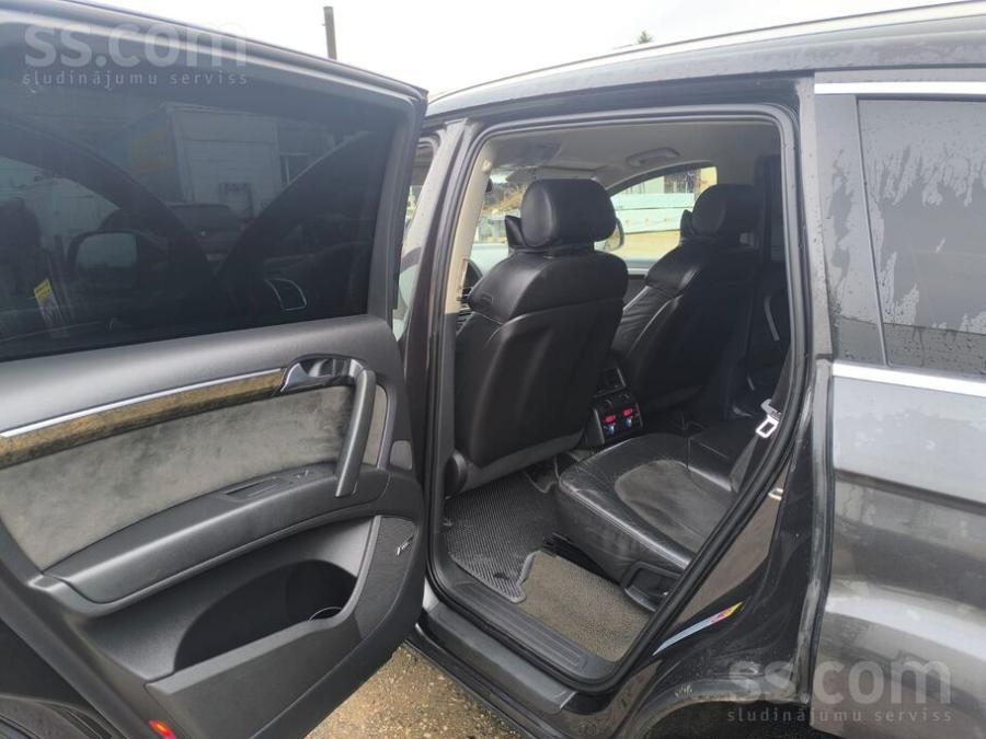 Melns Audi Q7 2006 Rīga, ar dzinēja tilpumu 3.00 L un nobraukumu 340 tūkst. km par 5800 €, foto 10 vietnē AUTOMOTO.COM.LV