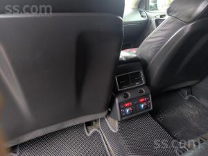 Melns Audi Q7 2006 Rīga, ar dzinēja tilpumu 3.00 L un nobraukumu 340 tūkst. km par 5800 €, foto 11 vietnē AUTOMOTO.COM.LV