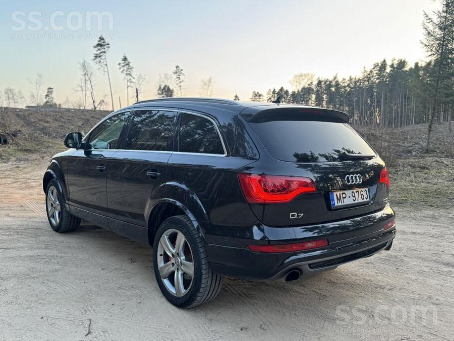 Black Audi Q7 2007 in Kuldiga, with an engine capacity of 3.00 L and mileage of 380 thousand km for 7500 €, photo 7 on AUTOMOTO.COM.LV