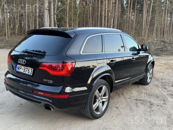 Black Audi Q7 2007 in Kuldiga, with an engine capacity of 3.00 L and mileage of 380 thousand km for 7500 €, photo 8 on AUTOMOTO.COM.LV