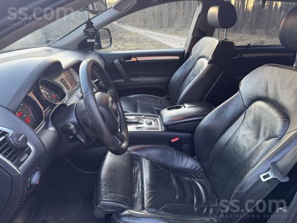 Black Audi Q7 2007 in Kuldiga, with an engine capacity of 3.00 L and mileage of 380 thousand km for 7500 €, photo 9 on AUTOMOTO.COM.LV