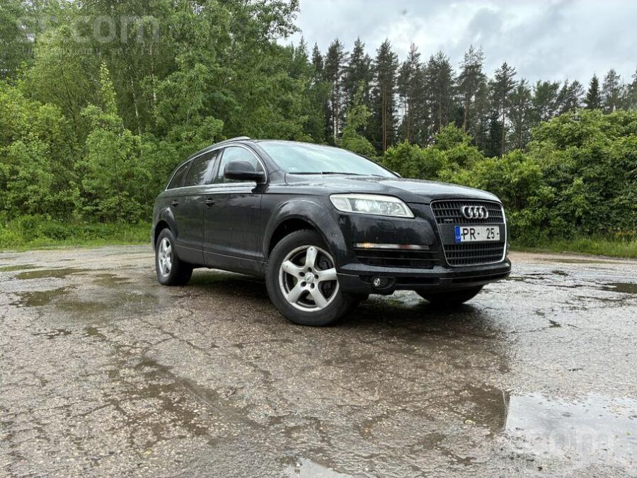 Black Audi Q7 2007 in Riga, with an engine capacity of 3.00 L and mileage of 272 thousand km for 5500 €, photo 1 on AUTOMOTO.COM.LV