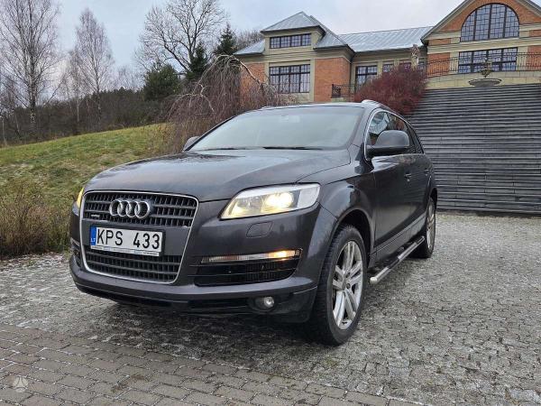Melns Audi Q7 2007 Viļņa, ar dzinēja tilpumu 2.97 L un nobraukumu 333 tūkst. km par 3899 €, foto 1 vietnē AUTOMOTO.COM.LV