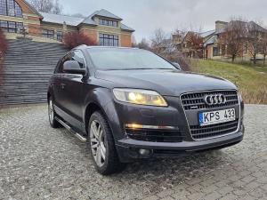 Melns Audi Q7 2007 Viļņa, ar dzinēja tilpumu 2.97 L un nobraukumu 330 tūkst. km par 3999 €, foto 2 vietnē AUTOMOTO.COM.LV