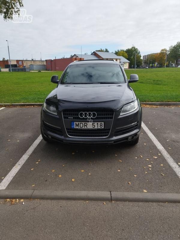 Black Audi Q7 2007 in Vilnius, with an engine capacity of 3.00 L and mileage of 280 thousand km for 6500 €, photo 6 on AUTOMOTO.COM.LV