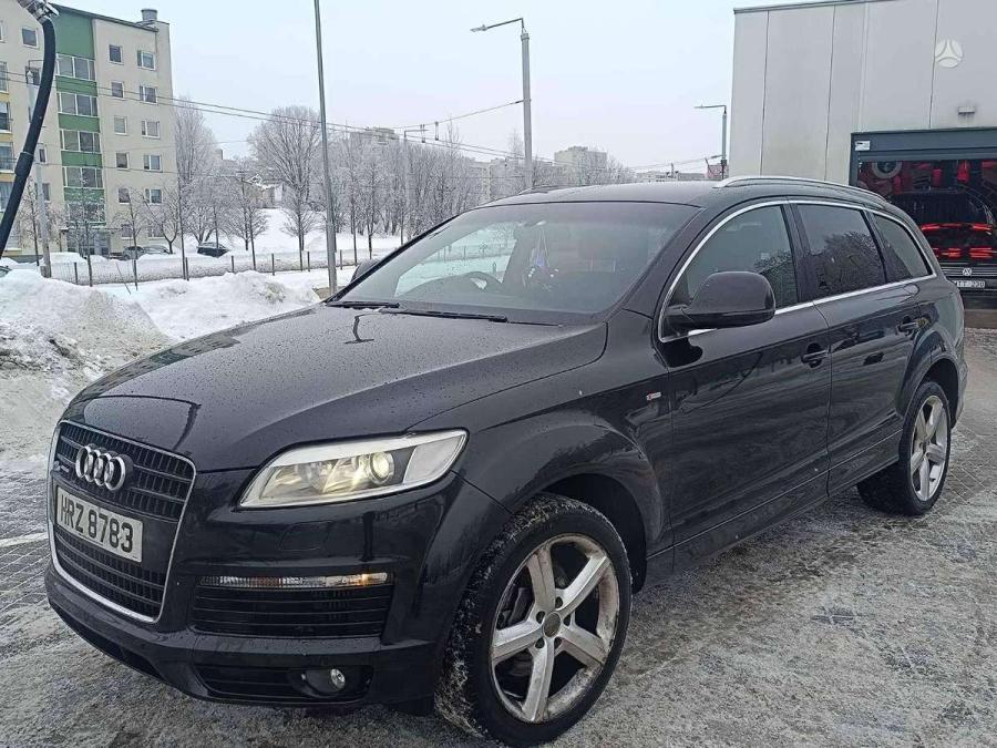 Black Audi Q7 2007 in Vilnius, with an engine capacity of 2.97 L and mileage of 191 thousand km for 2900 €, photo 2 on AUTOMOTO.COM.LV