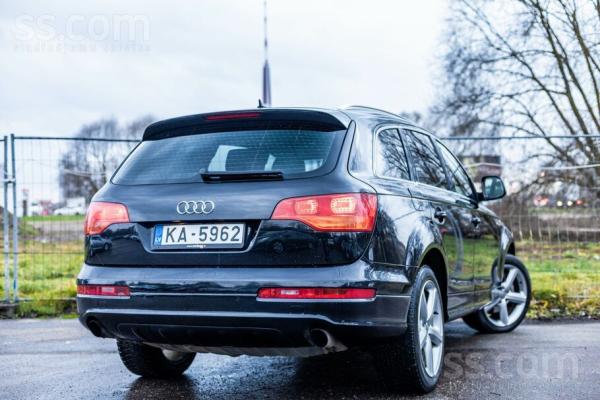 Black Audi Q7 2007 in Riga, with an engine capacity of 3.00 L and mileage of 384 thousand km for 5890 €, photo 6 on AUTOMOTO.COM.LV