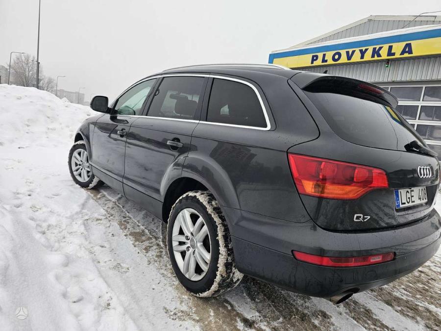 Melns Audi Q7 2007 Kauņa, ar dzinēja tilpumu 3.00 L un nobraukumu 292 tūkst. km par 5650 €, foto 3 vietnē AUTOMOTO.COM.LV