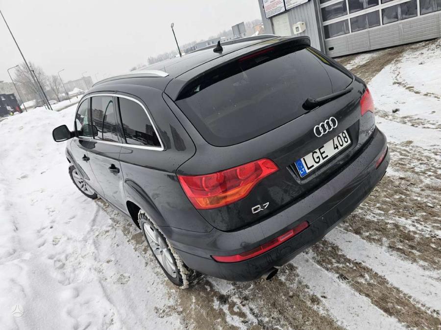 Melns Audi Q7 2007 Kauņa, ar dzinēja tilpumu 3.00 L un nobraukumu 292 tūkst. km par 5650 €, foto 5 vietnē AUTOMOTO.COM.LV