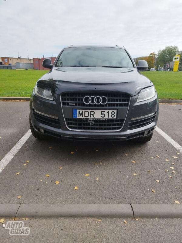 Black Audi Q7 2007 in Vilnius, with an engine capacity of 3.00 L and mileage of 285 thousand km for 6700 €, photo 9 on AUTOMOTO.COM.LV