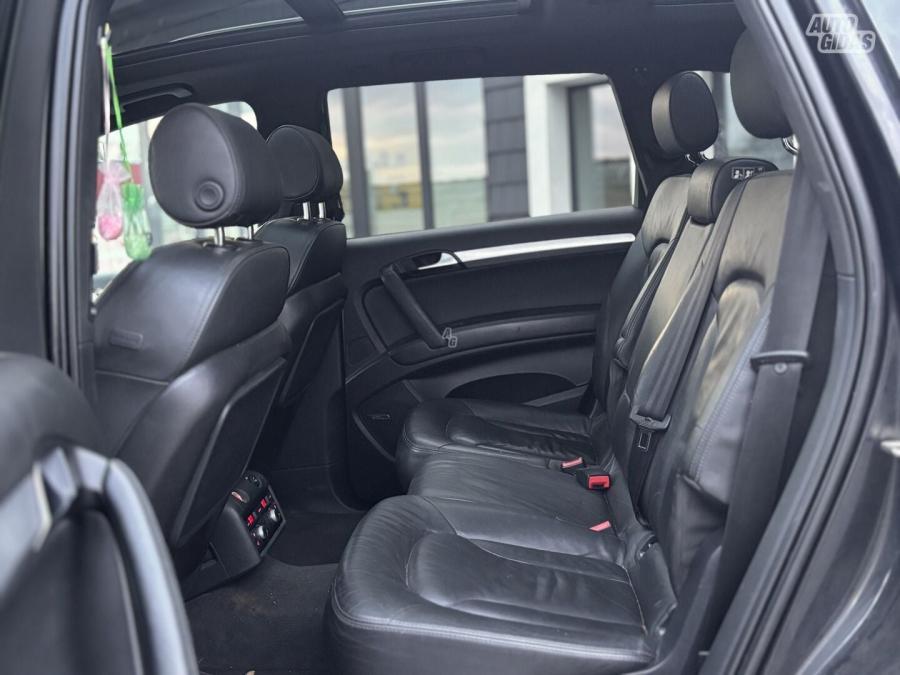 Melns Audi Q7 2007 Kauņa, ar dzinēja tilpumu 3.00 L un nobraukumu 280 tūkst. km par 4750 €, foto 22 vietnē AUTOMOTO.COM.LV
