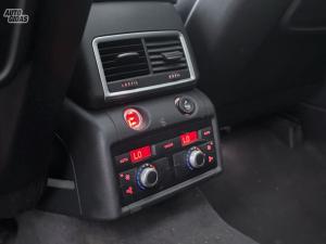 Melns Audi Q7 2007 Kauņa, ar dzinēja tilpumu 3.00 L un nobraukumu 280 tūkst. km par 4750 €, foto 23 vietnē AUTOMOTO.COM.LV