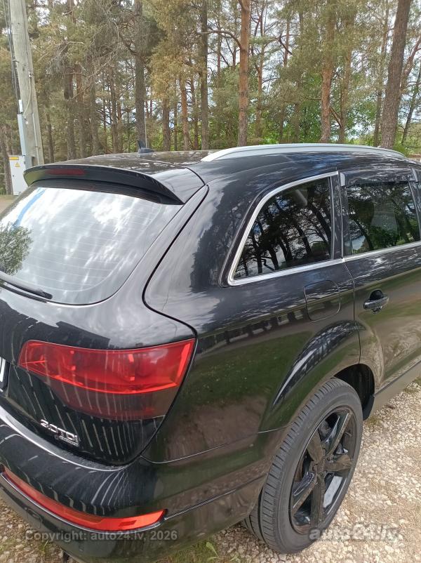 Melns Audi Q7 2007 Tallina, ar dzinēja tilpumu 3.00 L un nobraukumu 413 tūkst. km par 8500 €, foto 5 vietnē AUTOMOTO.COM.LV