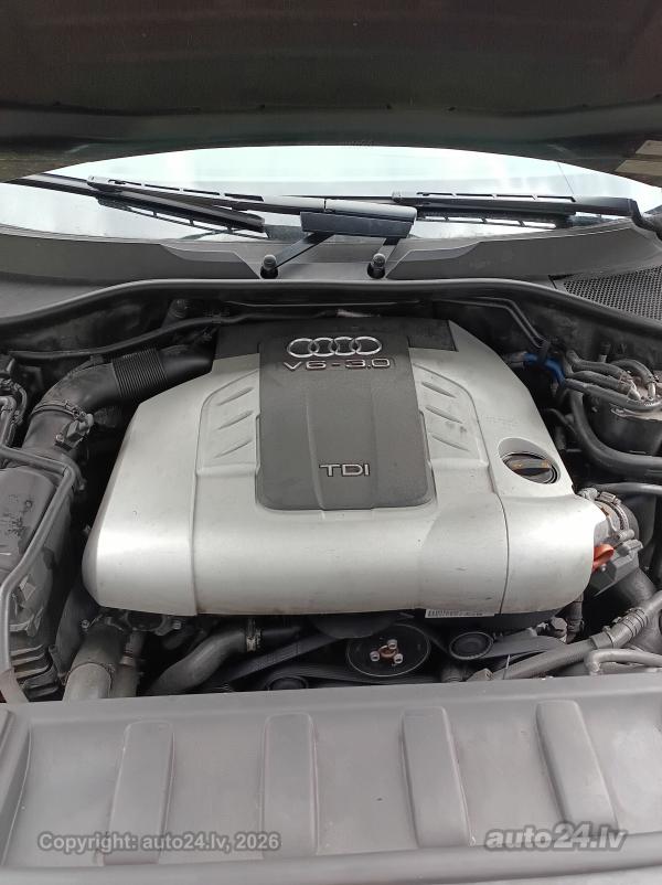 Melns Audi Q7 2007 Tallina, ar dzinēja tilpumu 3.00 L un nobraukumu 413 tūkst. km par 8500 €, foto 6 vietnē AUTOMOTO.COM.LV