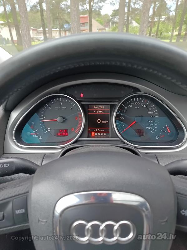 Melns Audi Q7 2007 Tallina, ar dzinēja tilpumu 3.00 L un nobraukumu 413 tūkst. km par 8500 €, foto 7 vietnē AUTOMOTO.COM.LV