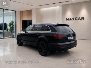 Melns Audi Q7 2007 Tallina, ar dzinēja tilpumu 3.00 L un nobraukumu 434 tūkst. km par 3199 €, foto 7 vietnē AUTOMOTO.COM.LV