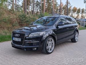 Черный Ауди Ку 7 2007 в Рига, объемом двигателя 3.00 л и пробегом 323 тыс. км за 7500 €, фото  на AUTOMOTO.COM.LV
