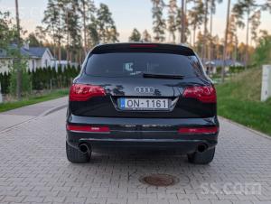 Melns Audi Q7 2007 Rīga, ar dzinēja tilpumu 3.00 L un nobraukumu 323 tūkst. km par 7500 €, foto 4 vietnē AUTOMOTO.COM.LV
