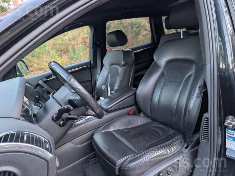 Melns Audi Q7 2007 Rīga, ar dzinēja tilpumu 3.00 L un nobraukumu 323 tūkst. km par 7500 €, foto 7 vietnē AUTOMOTO.COM.LV