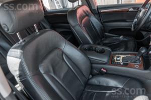 Черный Ауди Ку 7 2007 в Рига, объемом двигателя 3.00 л и пробегом 280 тыс. км за 5500 €, фото 12 на AUTOMOTO.COM.LV