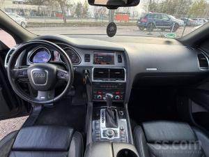 Melns Audi Q7 2007 Rīga, ar dzinēja tilpumu 4.20 L un nobraukumu 0 tūkst. km par 7490 €, foto 14 vietnē AUTOMOTO.COM.LV