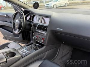 Melns Audi Q7 2007 Rīga, ar dzinēja tilpumu 4.20 L un nobraukumu 0 tūkst. km par 7490 €, foto 24 vietnē AUTOMOTO.COM.LV