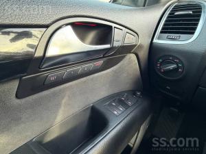 Melns Audi Q7 2007 Rīga, ar dzinēja tilpumu 4.20 L un nobraukumu 0 tūkst. km par 7490 €, foto 27 vietnē AUTOMOTO.COM.LV