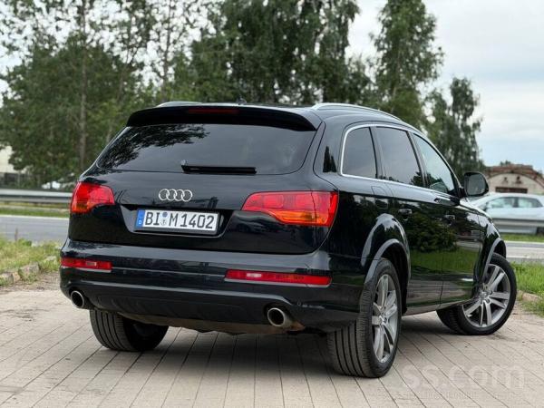 Melns Audi Q7 2007 Rīga, ar dzinēja tilpumu 4.20 L un nobraukumu 0 tūkst. km par 7950 €, foto 2 vietnē AUTOMOTO.COM.LV