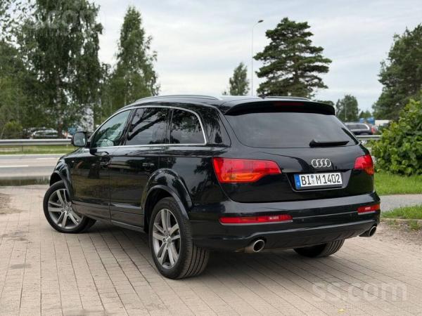 Melns Audi Q7 2007 Rīga, ar dzinēja tilpumu 4.20 L un nobraukumu 0 tūkst. km par 7950 €, foto 4 vietnē AUTOMOTO.COM.LV