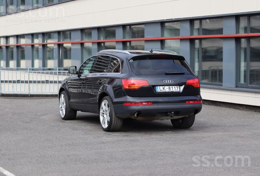 Melns Audi Q7 2007 Rīga, ar dzinēja tilpumu 3.00 L un nobraukumu 273 tūkst. km par 4980 €, foto 5 vietnē AUTOMOTO.COM.LV