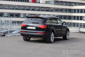 Melns Audi Q7 2007 Rīga, ar dzinēja tilpumu 3.00 L un nobraukumu 273 tūkst. km par 4980 €, foto 7 vietnē AUTOMOTO.COM.LV