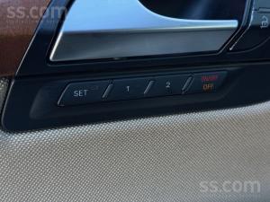 Melns Audi Q7 2007 Rīga, ar dzinēja tilpumu 3.00 L un nobraukumu 273 tūkst. km par 4980 €, foto 9 vietnē AUTOMOTO.COM.LV
