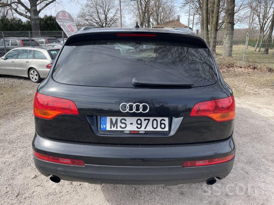 Black Audi Q7 2007 in Riga, with an engine capacity of 3.00 L and mileage of 245 thousand km for 7490 €, photo 5 on AUTOMOTO.COM.LV