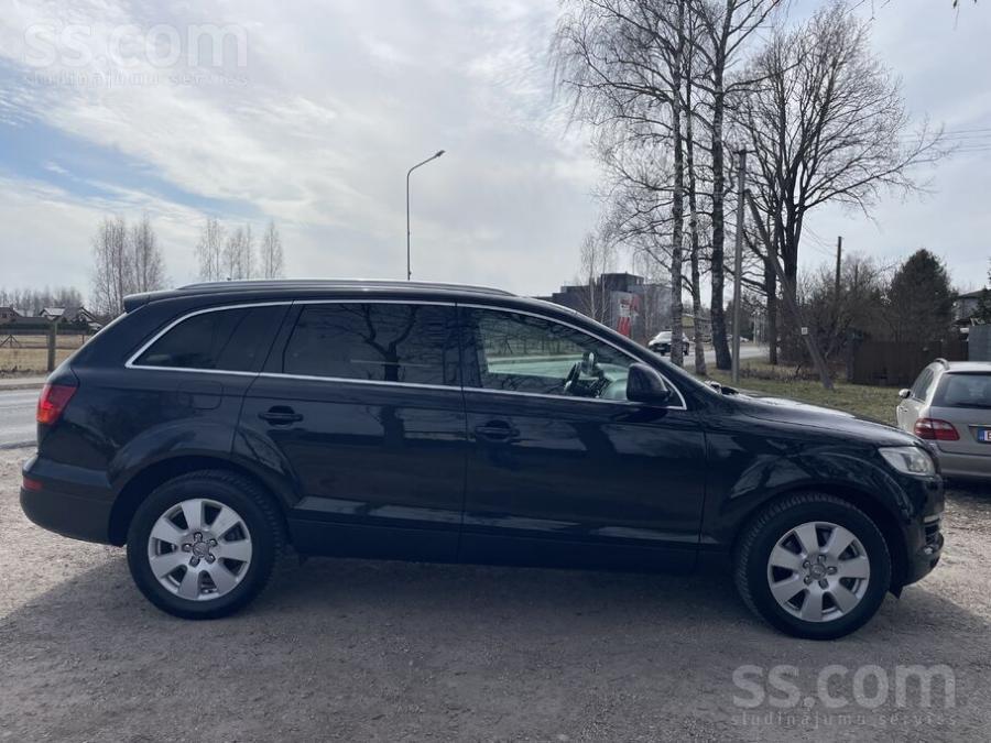Black Audi Q7 2007 in Riga, with an engine capacity of 3.00 L and mileage of 245 thousand km for 7490 €, photo 7 on AUTOMOTO.COM.LV