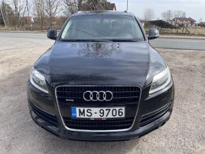 Black Audi Q7 2007 in Riga, with an engine capacity of 3.00 L and mileage of 245 thousand km for 7490 €, photo 9 on AUTOMOTO.COM.LV