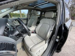Black Audi Q7 2007 in Riga, with an engine capacity of 3.00 L and mileage of 245 thousand km for 7490 €, photo 12 on AUTOMOTO.COM.LV