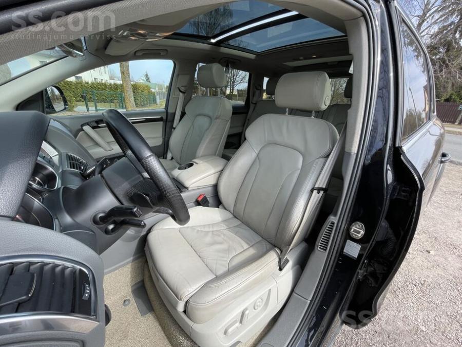 Black Audi Q7 2007 in Riga, with an engine capacity of 3.00 L and mileage of 245 thousand km for 7490 €, photo 12 on AUTOMOTO.COM.LV