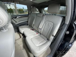 Black Audi Q7 2007 in Riga, with an engine capacity of 3.00 L and mileage of 245 thousand km for 7490 €, photo 14 on AUTOMOTO.COM.LV