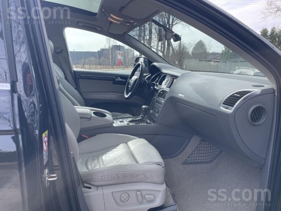 Black Audi Q7 2007 in Riga, with an engine capacity of 3.00 L and mileage of 245 thousand km for 7490 €, photo 18 on AUTOMOTO.COM.LV