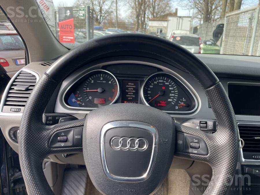 Black Audi Q7 2007 in Riga, with an engine capacity of 3.00 L and mileage of 245 thousand km for 7490 €, photo 23 on AUTOMOTO.COM.LV