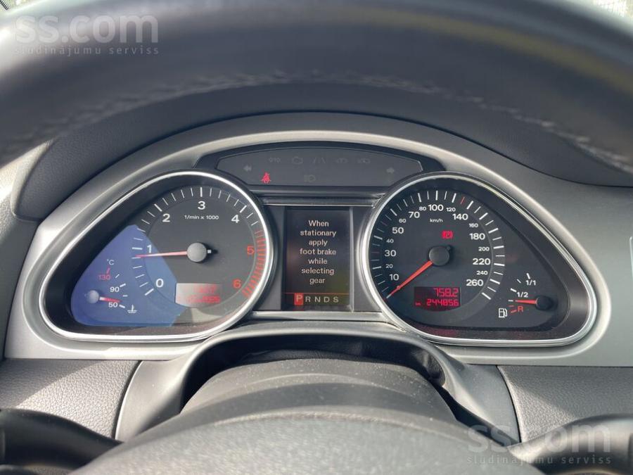 Black Audi Q7 2007 in Riga, with an engine capacity of 3.00 L and mileage of 245 thousand km for 7490 €, photo 24 on AUTOMOTO.COM.LV