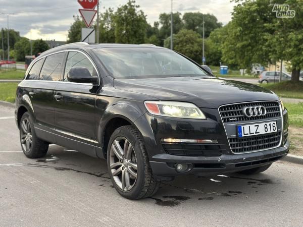 Black Audi Q7 2007 in Vilnius, with an engine capacity of 3.60 L and mileage of 211 thousand km for 2499 €, photo 1 on AUTOMOTO.COM.LV