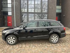 Melns Audi Q7 2007 Rīga, ar dzinēja tilpumu 3.00 L un nobraukumu 514 tūkst. km par 4950 €, foto 3 vietnē AUTOMOTO.COM.LV