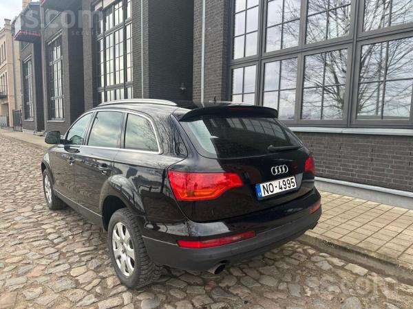 Черный Ауди Ку 7 2007 в Рига, объемом двигателя 3.00 л и пробегом 514 тыс. км за 4950 €, фото 3 на AUTOMOTO.COM.LV